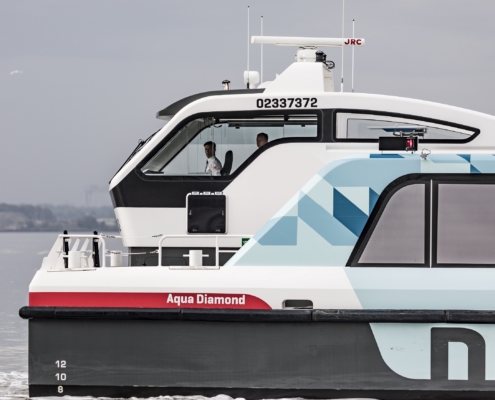 Blue Amigo | Meevaren met onze waterbussen en/of veerdiensten?